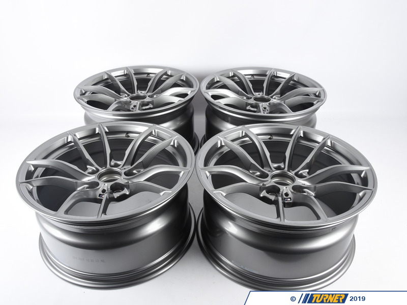 36112284751KT - Genuine BMW 18" V-spoke Style 513M - Staggered Set Of ...
