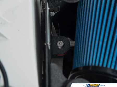 043714LA - G30 540 Carbon Intake System | Turner Motorsport