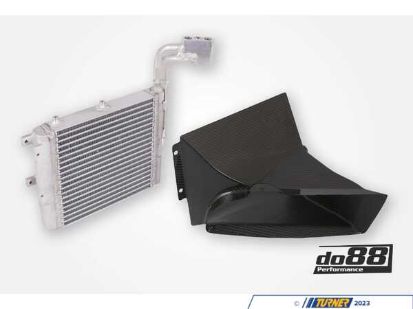 OC-110 - BMW Racing Oil Cooler - E90/E92 M3 - DKG / DCT | Turner Motorsport