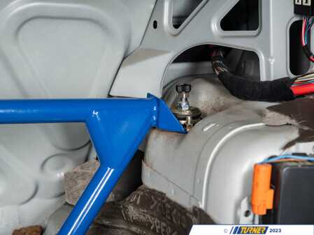 048697LA01KT2 - Top-Side Rear Subframe Reinforcement Kit - E46 M3, E46 ...