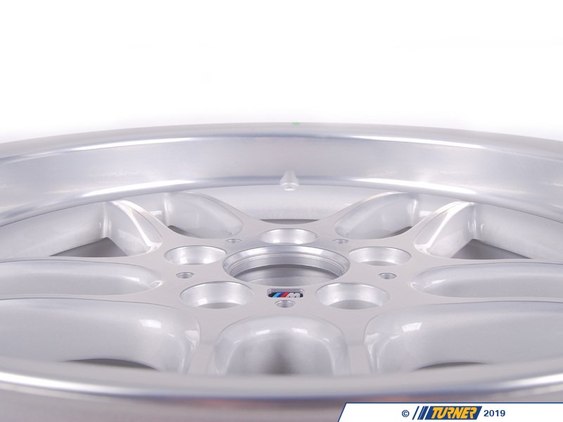 36112229640 - Genuine BMW 18" M Parallel Spoke Style 37 Wheel - E39 ...
